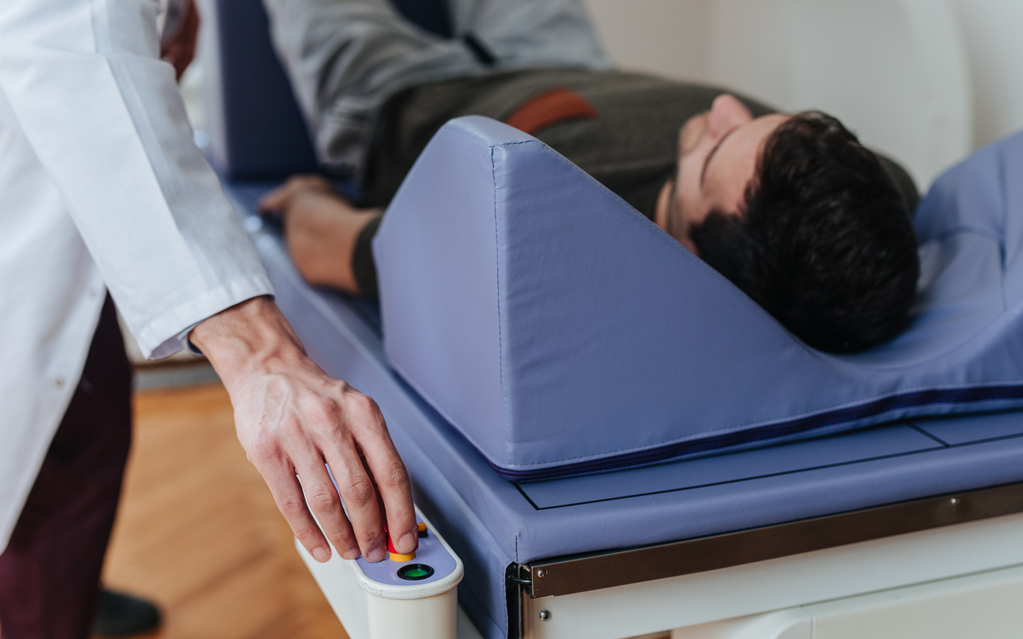 A Detailed Breakdown of DEXA Machine Service Contracts